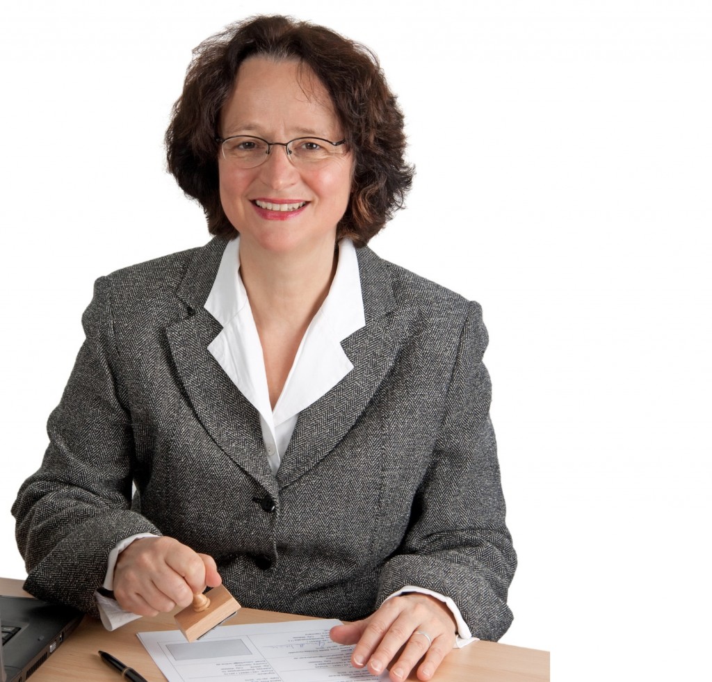 Beamtin | Leon Hunter